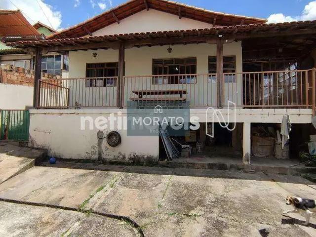 Casa / Sobrado para Venda em Contagem/MG Parque Maracanã 3 Quartos