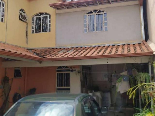 Casa / Sobrado para Venda em Contagem/MG Parque Maracanã 4 Quartos