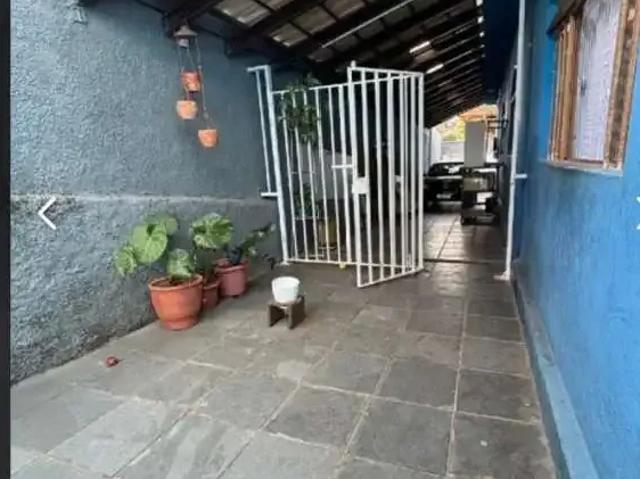 Casa / Sobrado para Venda em Contagem/MG Petrolândia 4 Quartos