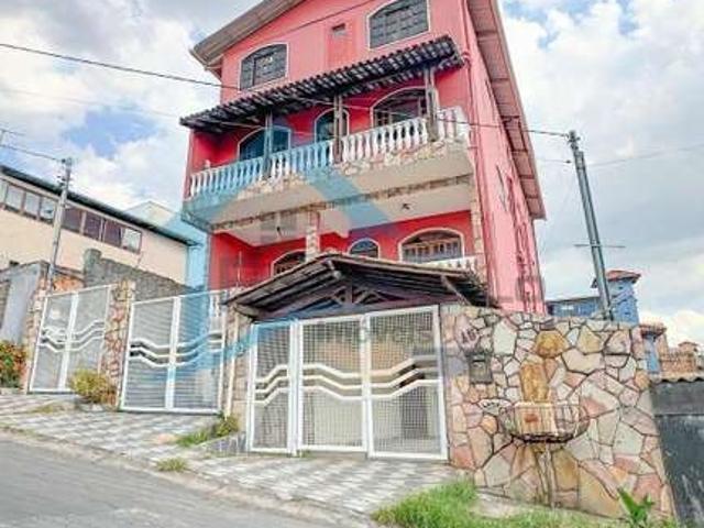 Casa / Sobrado para Venda em Contagem/MG Petrolândia 5 Quartos