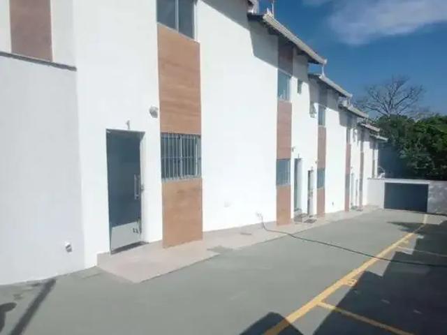 Casa / Sobrado para Venda em Contagem/MG Praia 2 Quartos