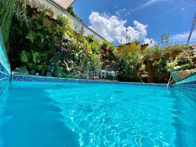 Casa / Sobrado para Venda em Contagem/MG Ressaca 4 Quartos