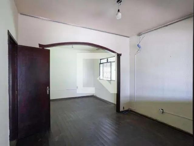 Casa / Sobrado para Venda em Contagem/MG Ressaca 4 Quartos