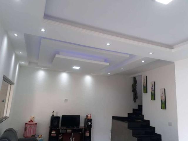 Casa / Sobrado para Venda em Contagem/MG Retiro 4 Quartos