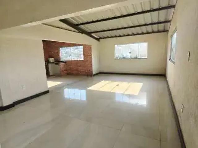 Casa / Sobrado para Venda em Contagem/MG Retiro 3 Quartos