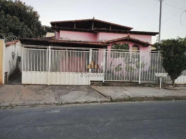 Casa / Sobrado para Venda em Contagem/MG Santa Cruz Industrial 3 Quartos