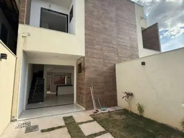 Casa / Sobrado para Venda em Contagem/MG Sapucaia II 3 Quartos