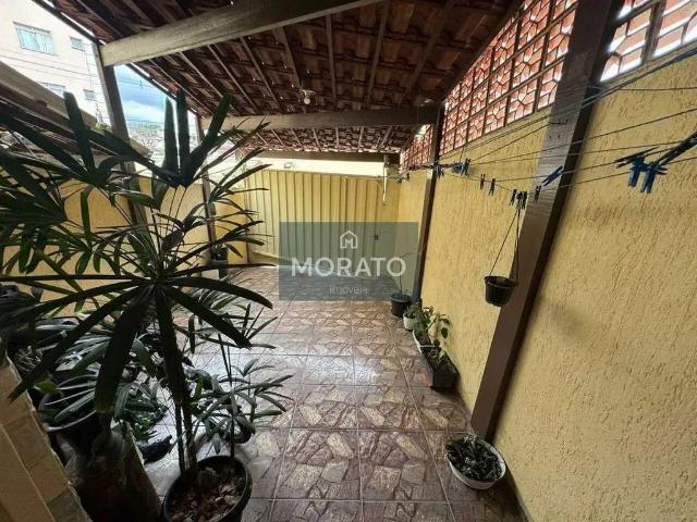 Casa / Sobrado para Venda em Contagem/MG Três Barras 3 Quartos