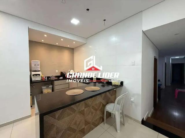 Casa / Sobrado para Venda em Contagem/MG Tropical 3 Quartos