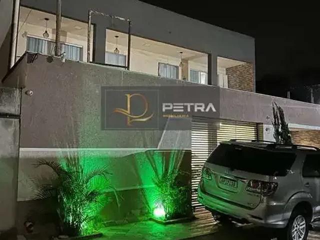 Casa / Sobrado para Venda em Contagem/MG Tropical 4 Quartos