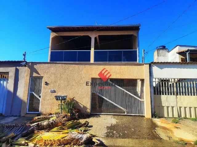 Casa / Sobrado para Venda em Contagem/MG Vale das Amendoeiras 3 Quartos
