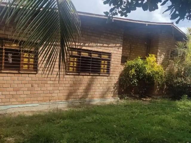Casa / Sobrado para Venda em Conde/PB Carapibus 3 Quartos