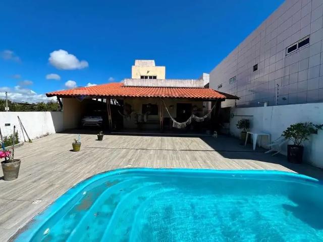 Casa / Sobrado para Venda em Conde/PB Carapibus 3 Quartos