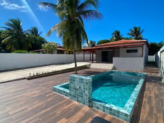 Casa / Sobrado para Venda em Conde/PB Jacumã 3 Quartos