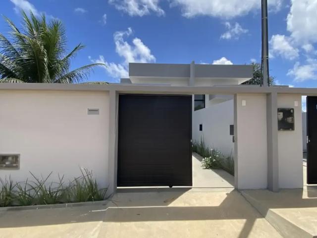 Casa / Sobrado para Venda em Conde/PB Jacumã 3 Quartos