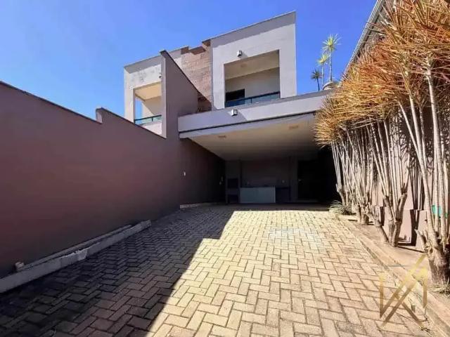 Casa / Sobrado para Venda em Conselheiro Lafaiete/MG Novo Horizonte 3 Quartos