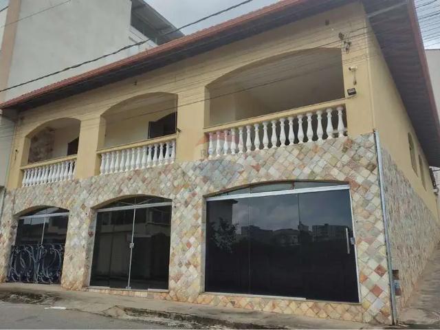 Casa / Sobrado para Venda em Conselheiro Lafaiete/MG Cachoeira 3 Quartos
