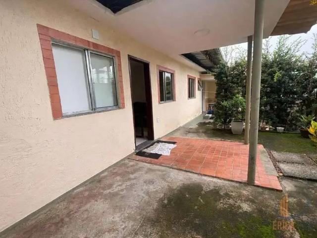 Casa / Sobrado para Venda em Conselheiro Lafaiete/MG Centro 2 Quartos