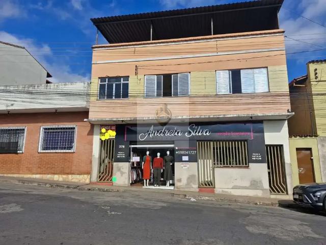 Casa / Sobrado para Venda em Conselheiro Lafaiete/MG Fonte Grande 4 Quartos