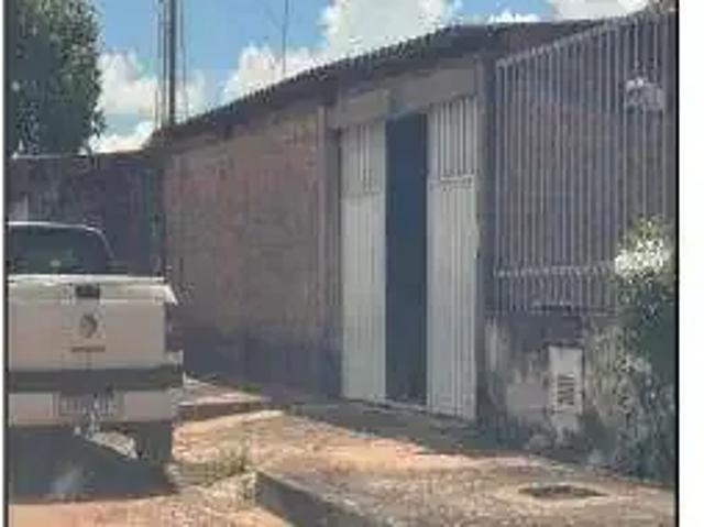 Casa / Sobrado para Venda em Cocalzinho de Goiás/GO Girassol 2 Quartos