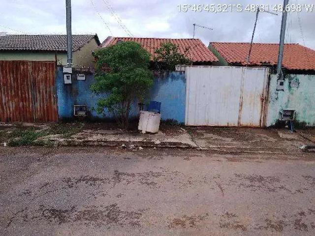 Casa / Sobrado para Venda em Cocalzinho de Goiás/GO Girassol 2 Quartos