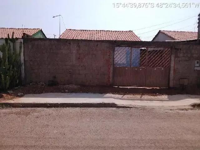 Casa / Sobrado para Venda em Cocalzinho de Goiás/GO Girassol 2 Quartos