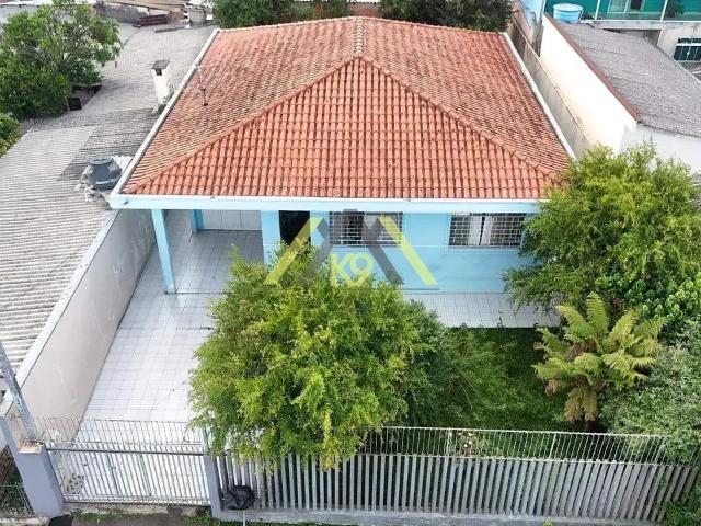 Casa / Sobrado para Venda em Colombo/PR Campo Pequeno 4 Quartos