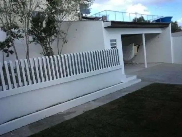 Casa / Sobrado para Venda em Colombo/PR Campo Pequeno 4 Quartos