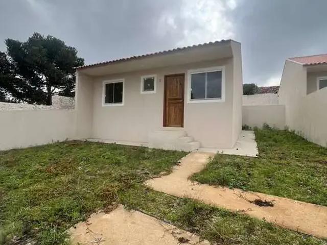 Casa / Sobrado para Venda em Colombo/PR Campo Pequeno 2 Quartos