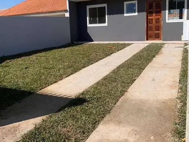 Casa / Sobrado para Venda em Colombo/PR Campo Pequeno 3 Quartos