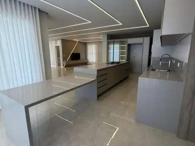 Casa / Sobrado para Venda em Colombo/PR Centro 4 Quartos