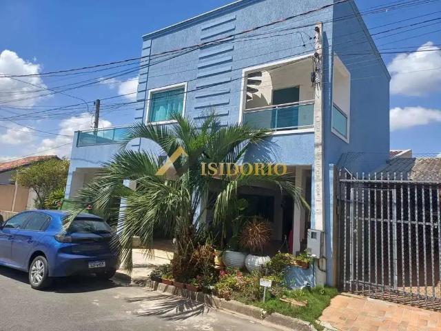 Casa / Sobrado para Venda em Colombo/PR Arruda 5 Quartos