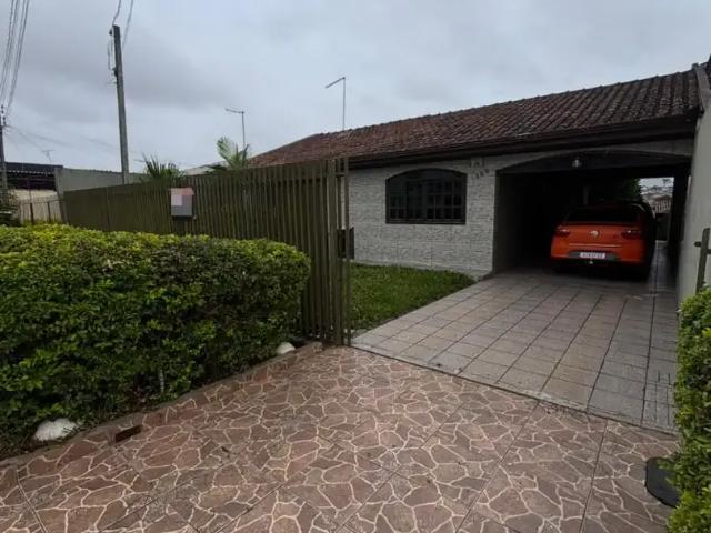 Casa / Sobrado para Venda em Colombo/PR Guarani 4 Quartos