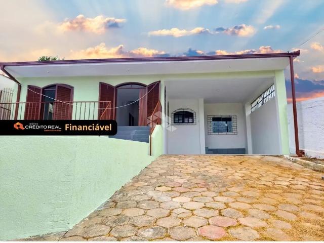 Casa / Sobrado para Venda em Colombo/PR Jardim Osasco 3 Quartos