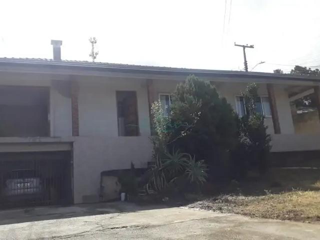 Casa / Sobrado para Venda em Colombo/PR São Dimas 3 Quartos