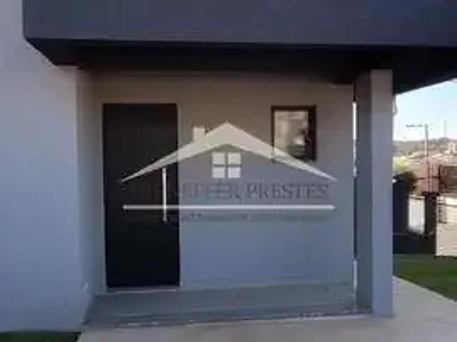 Casa / Sobrado para Venda em Colombo/PR Paloma 3 Quartos