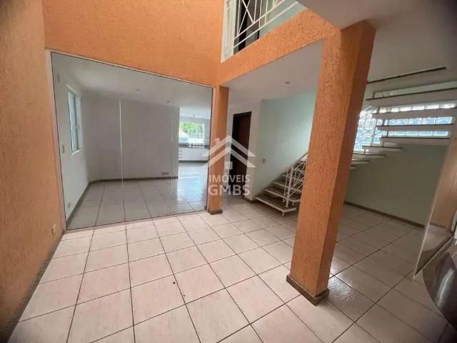 Casa / Sobrado para Venda em Colombo/PR Paloma 5 Quartos