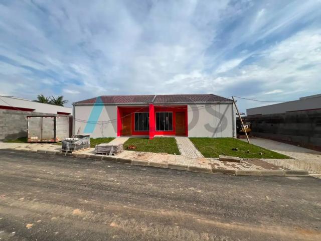 Casa / Sobrado para Venda em Colombo/PR Parque do Embu 3 Quartos
