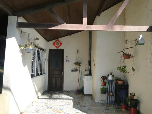 Casa / Sobrado para Venda em Colombo/PR Roça Grande 2 Quartos