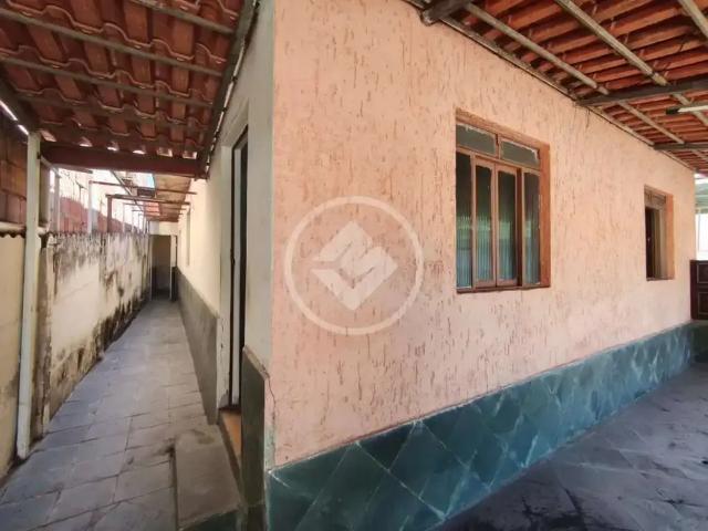 Casa / Sobrado para Venda em Coronel Fabriciano/MG Caladinho 3 Quartos