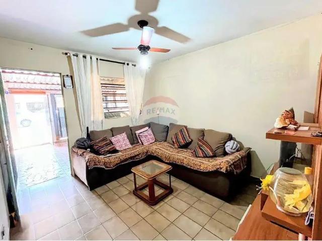 Casa / Sobrado para Venda em Cosmópolis/SP Conjunto Habitacional 30 de Novembro 3 Quartos