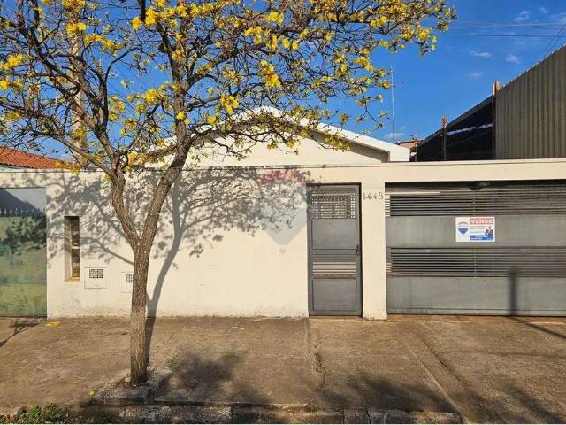 Casa / Sobrado para Venda em Cosmópolis/SP Jardim dos Scursonis 4 Quartos