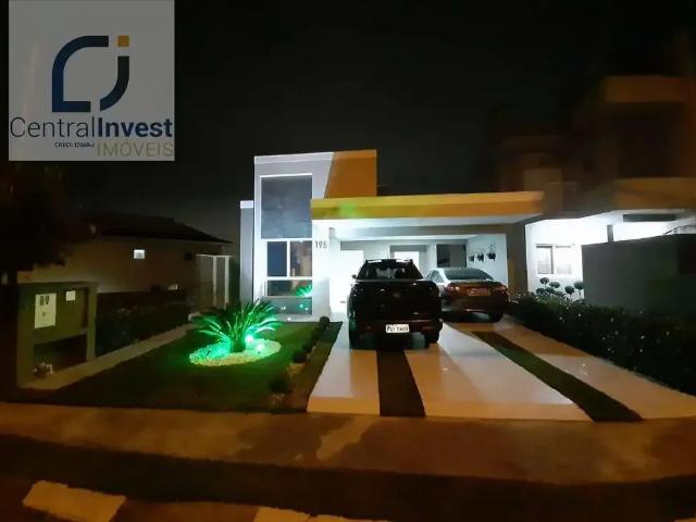 Casa / Sobrado para Venda em Cotia/SP Moinho Velho 3 Quartos