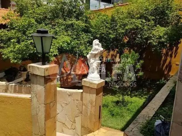 Casa / Sobrado para Venda em Cotia/SP Outeiro de Passárgada 5 Quartos