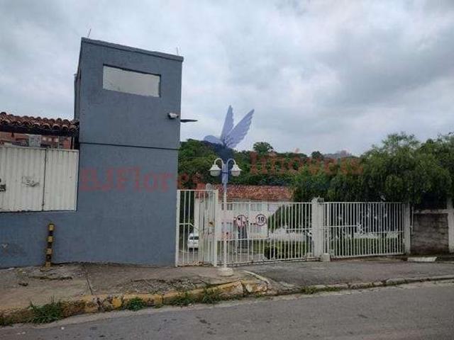 Casa / Sobrado para Venda em Cotia/SP Outeiro de Passárgada 2 Quartos
