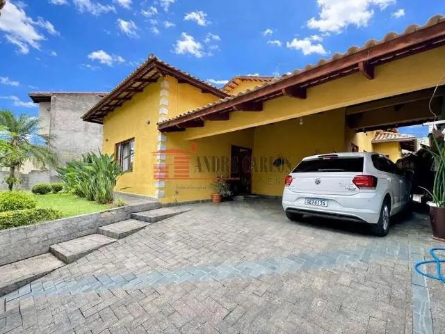 Casa / Sobrado para Venda em Cotia/SP Outeiro de Passárgada 3 Quartos