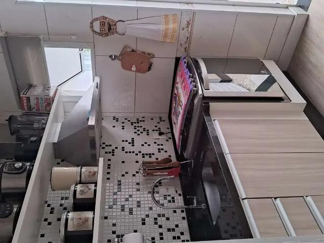 Casa / Sobrado para Venda em Cotia/SP Água Espraiada Caucaia do Alto 2 Quartos