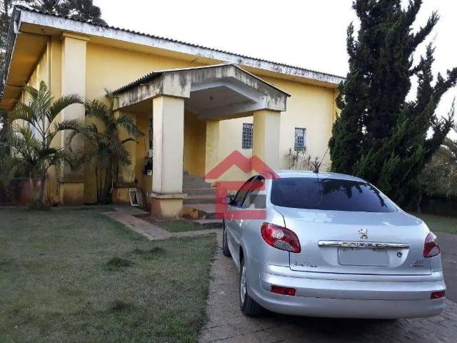 Casa / Sobrado para Venda em Cotia/SP Caucaia do Alto 4 Quartos