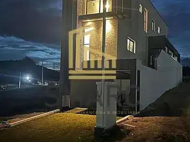 Casa / Sobrado para Venda em Cotia/SP Centro 3 Quartos