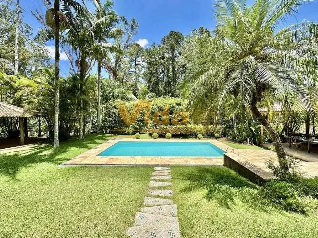 Casa / Sobrado para Venda em Cotia/SP Chácara Granja Velha 3 Quartos